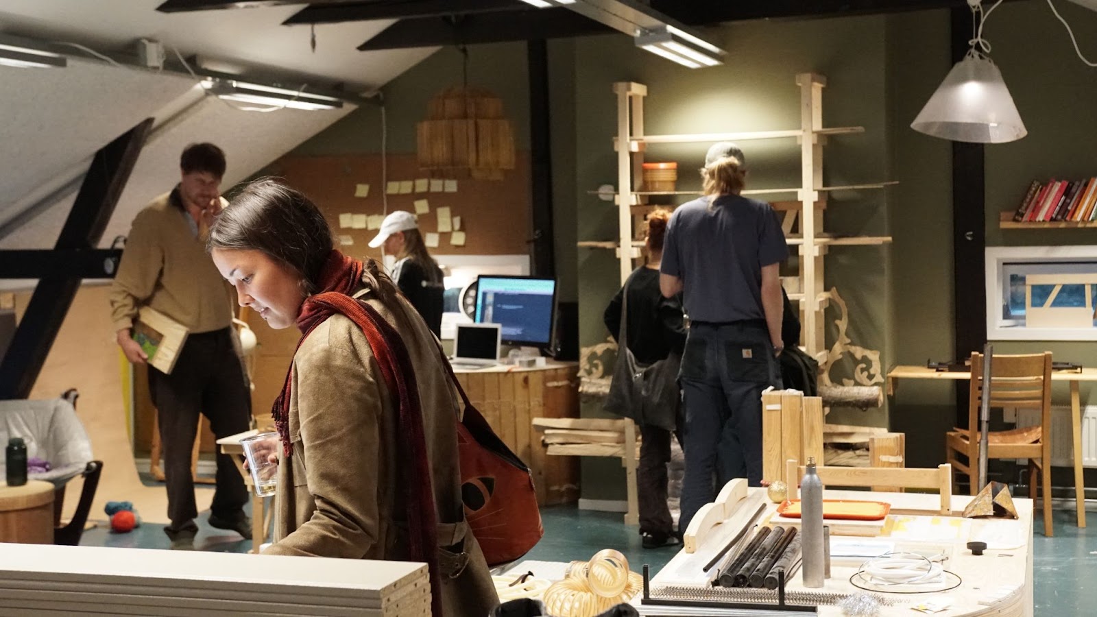 Materialbanken har åpnet! - Kunsthøgskolen i Oslo